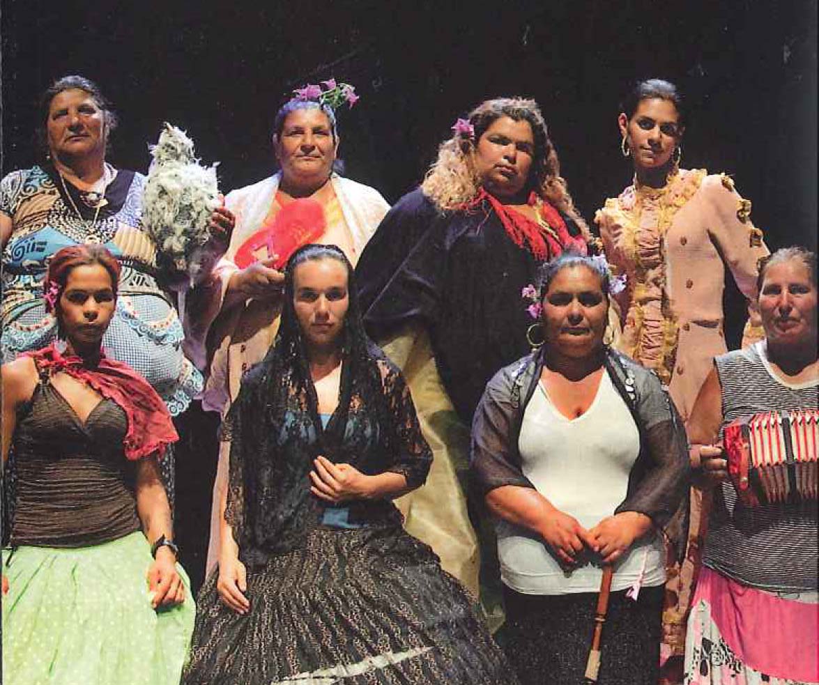 Las mujeres de El Vacie representan "La Casa de Bernarda Alba"